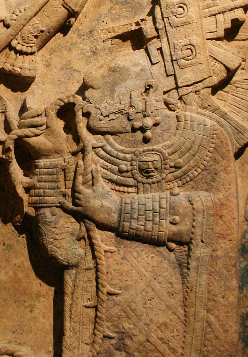 Lady Xoc | Helytimes